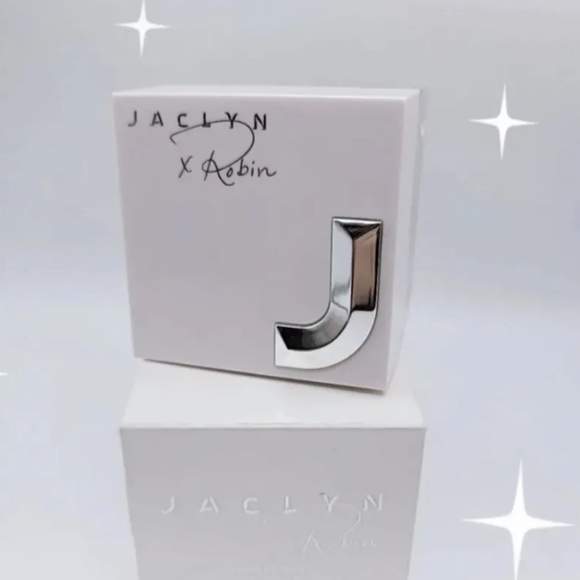 jaclyn | Makeup | Jaclyn Cosmetics X Robin Powder Move Loose Setting ...